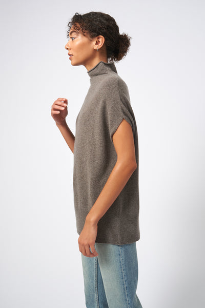 Cashmere Funnelneck in Elk Made From 100% Cashmere – KAL RIEMAN